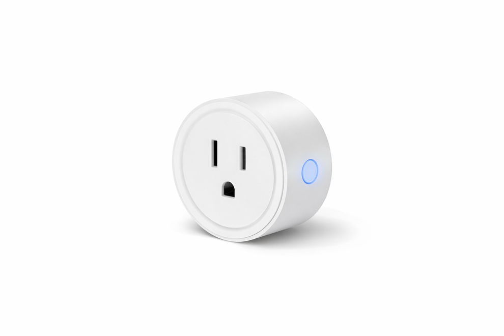 Smart Wi-Fi Plug – Control Your Home From Anywhere – Fixora